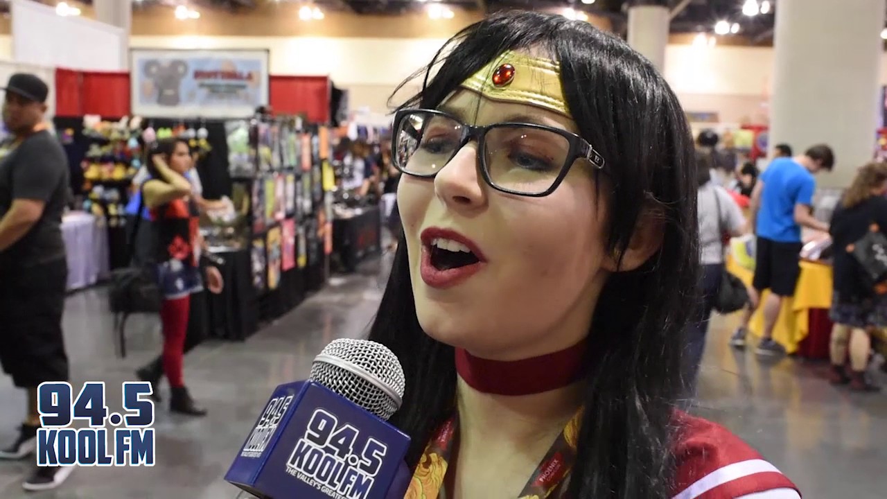 KOOL Phoenix Comicon 2017 - YouTube