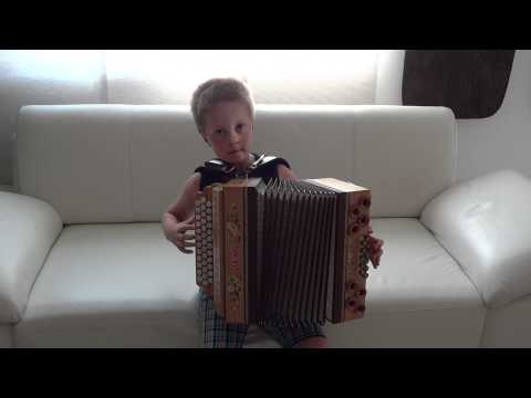 Unsere Tante Mizzi, Der Paul und sein Gaul