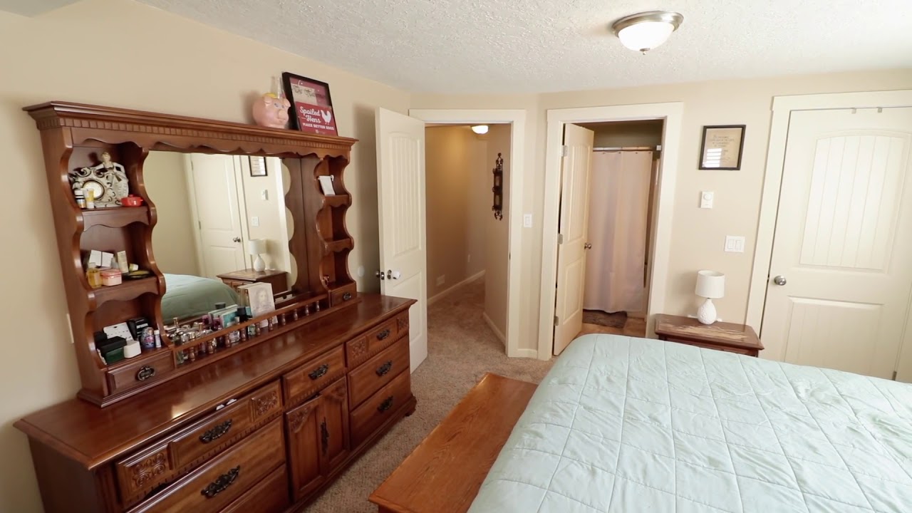 807 SE 4th St unbranded - YouTube