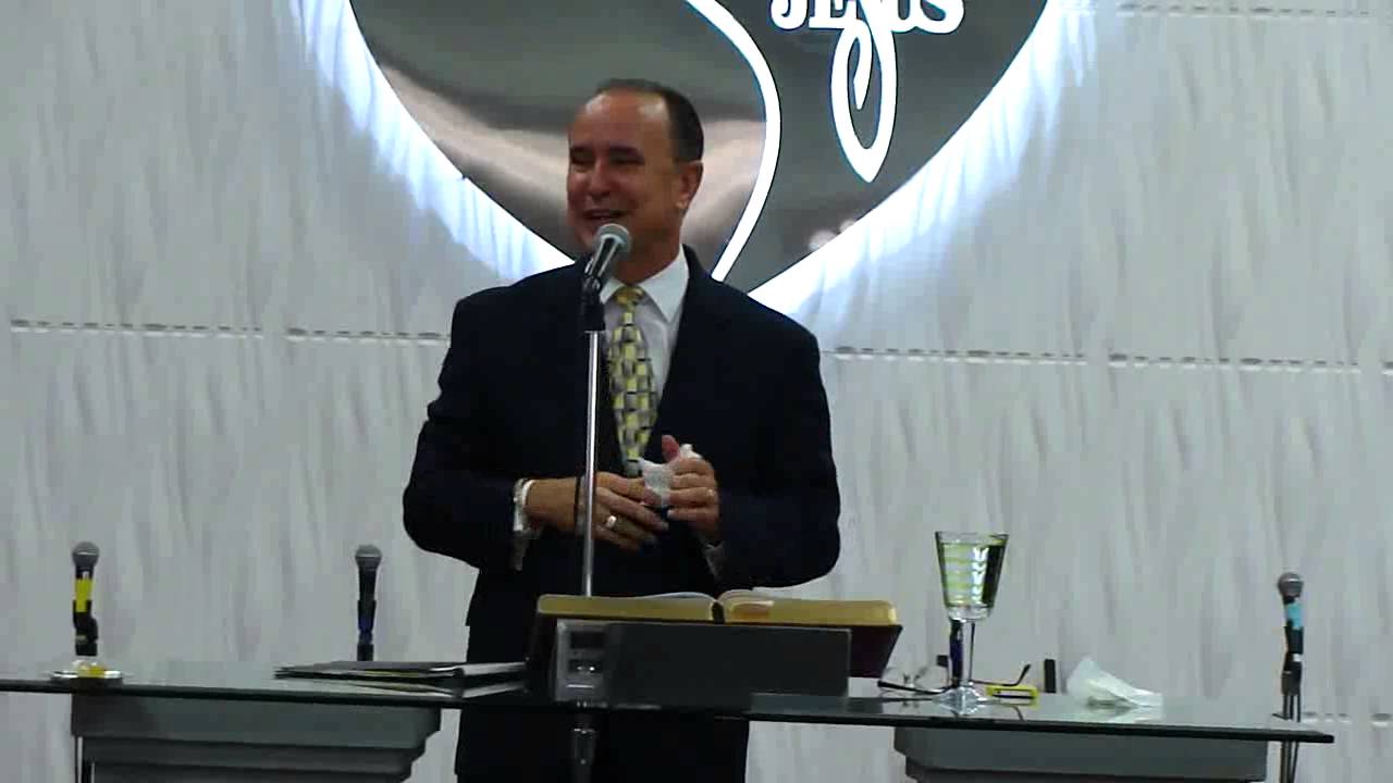 MOISES ROMAN - A PESAR DE TODO DIOS ES BUENO -PART 4 - YouTube