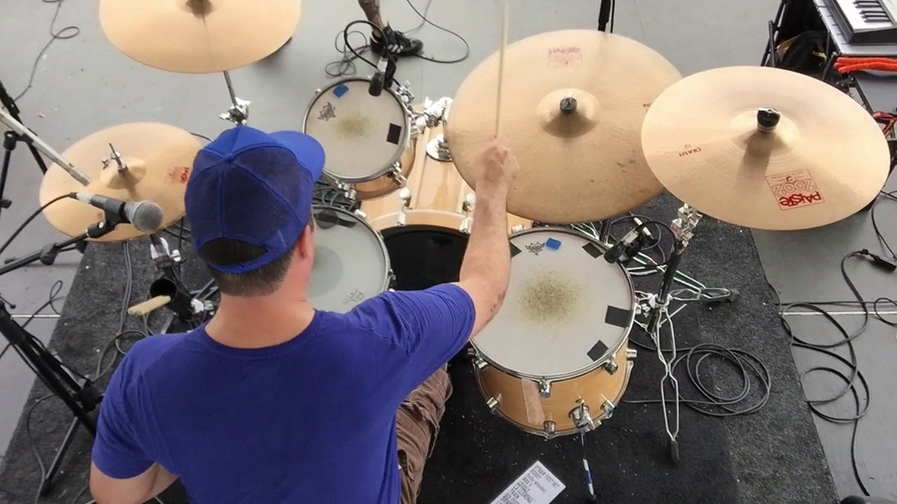 Conor Logan plays with Professional Americans - YouTube