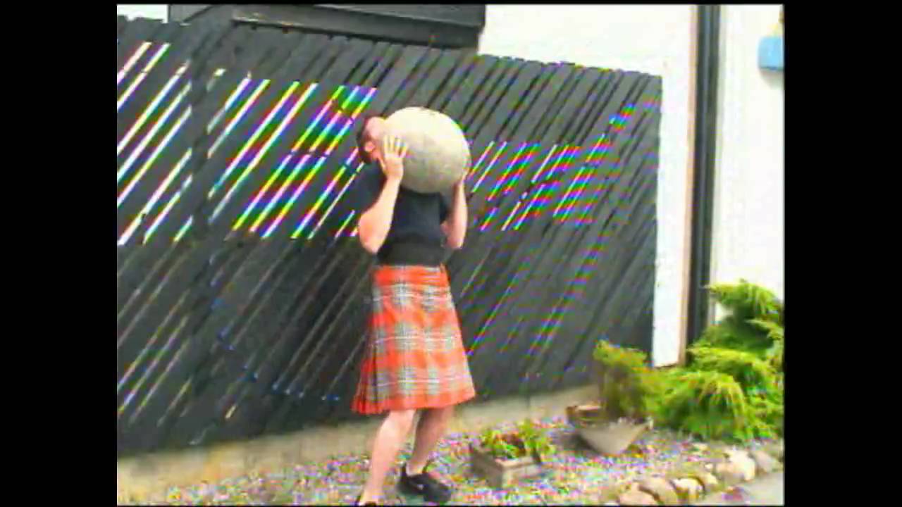 BAD Athlete Sam Grammer Presses the Dalhwinnie Stone - YouTube