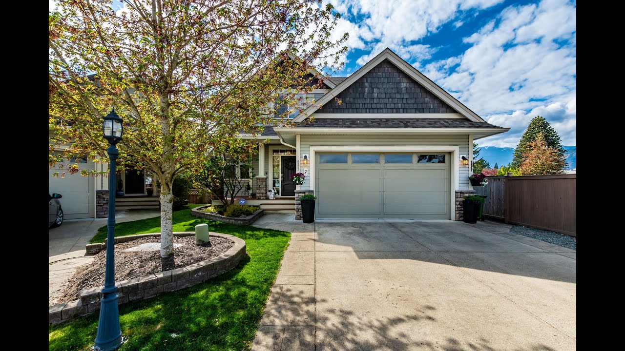 7 10113 Williams Chilliwack BC - YouTube