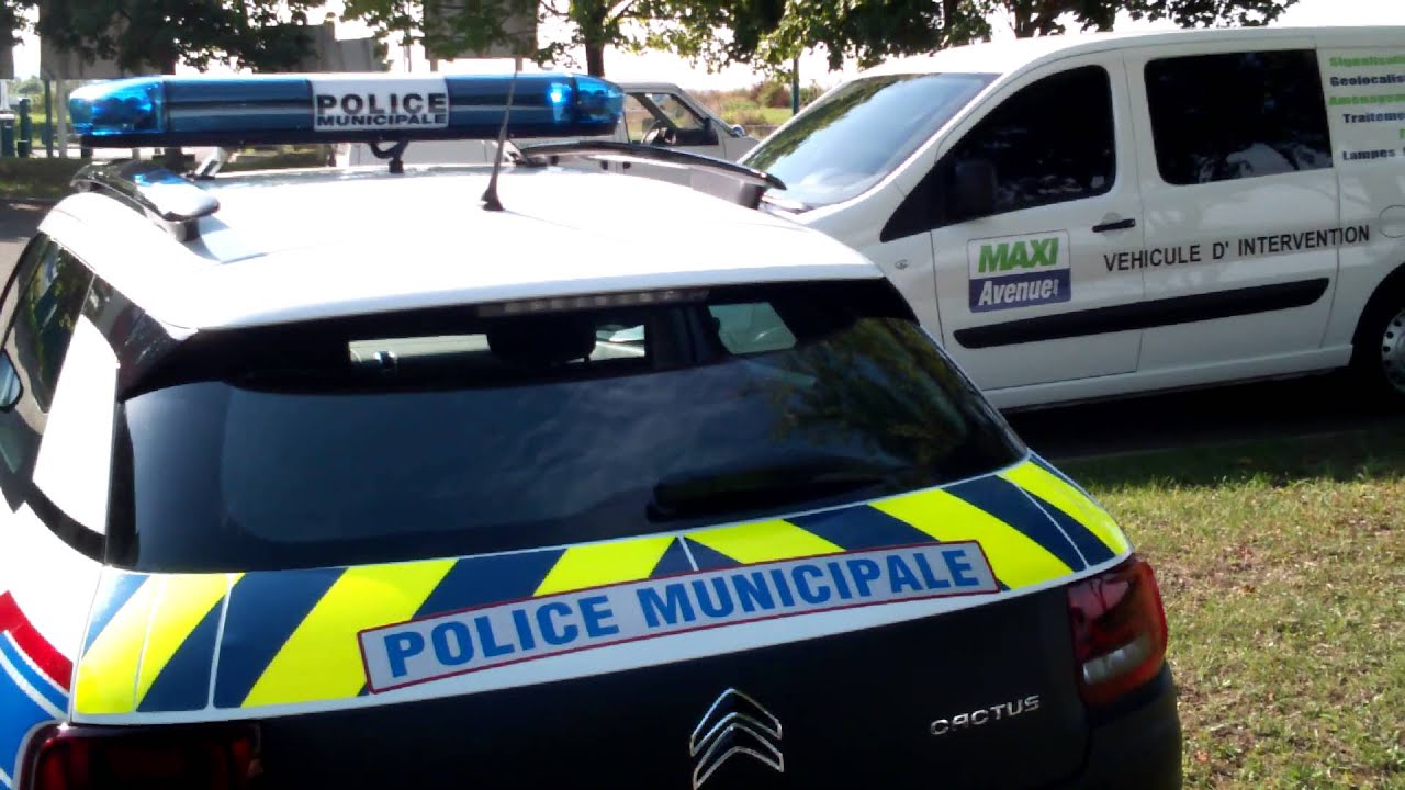 MaxiAvenue.com Citroen C4 Cactus Police Municipale - YouTube