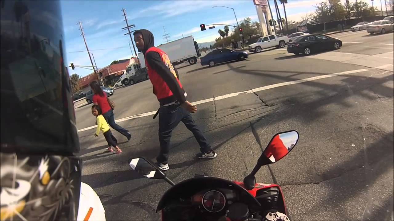 R6 Santa Claus Christmas Part 2 - YouTube