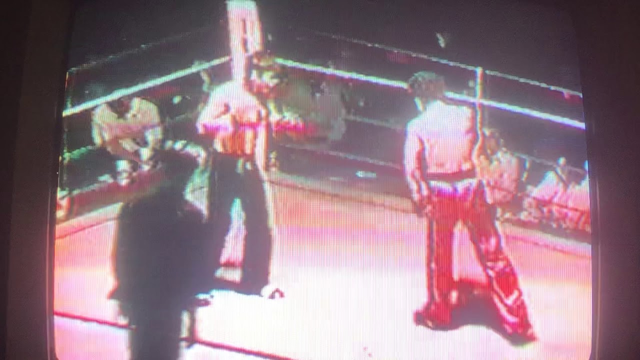 Jim Hartley kickboxing - YouTube