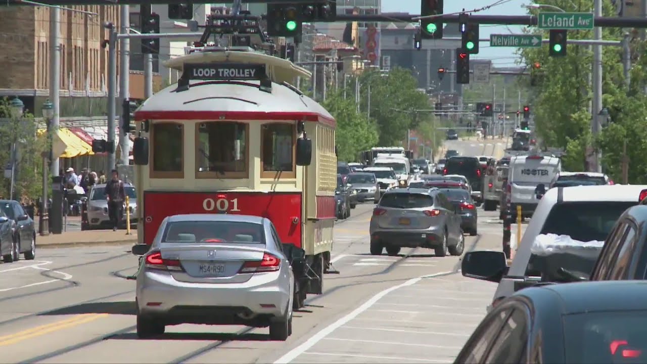 Loop Trolley operations return to Delmar Loop today - YouTube