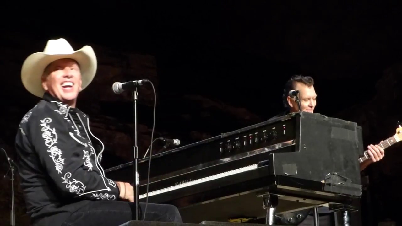 Jason D. Williams, Put On Your Red Dress - YouTube