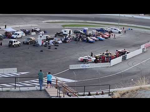 1/8th mile oval track at Penticton Speedway...Sept 2023 - YouTube