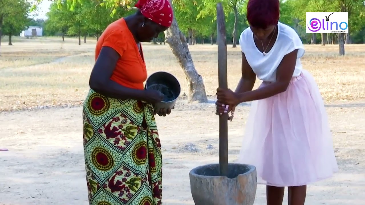 Red Ivory fruit (Nyii, Umnyi, Inji) - YouTube