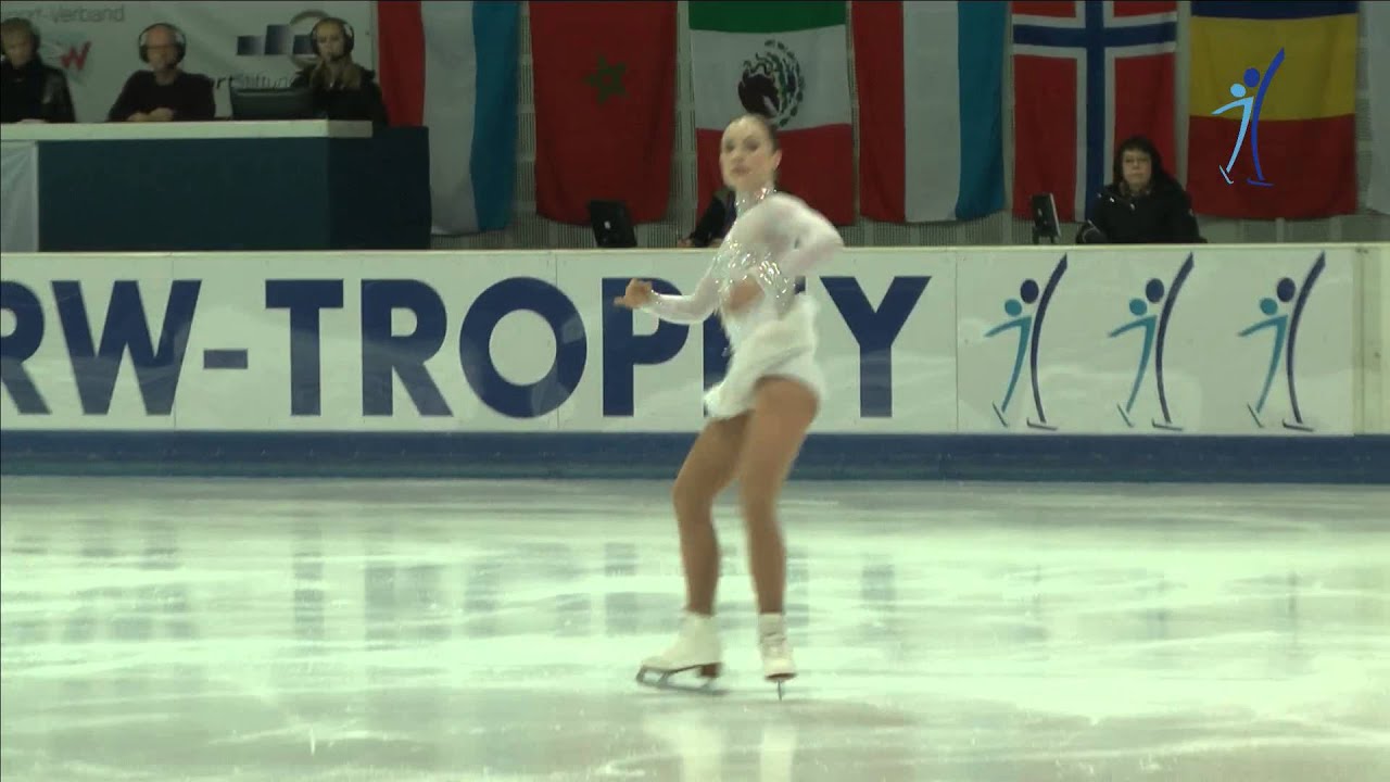 Fleur MAXWELL - YouTube