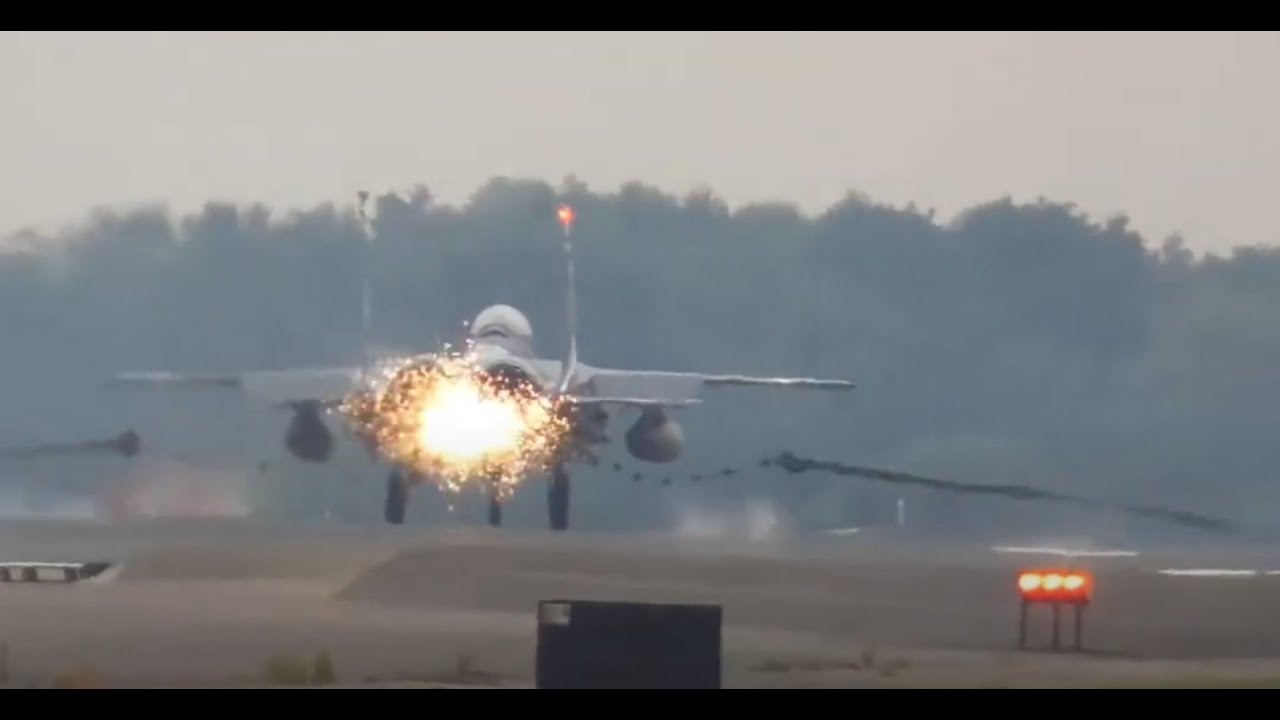 USAF F15 flight #JACKAL62 :EM @ Kleine Brogel BE divert to Lakenheath ...