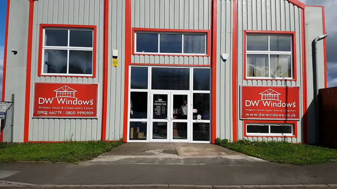 DW Windows - Showroom tour - YouTube