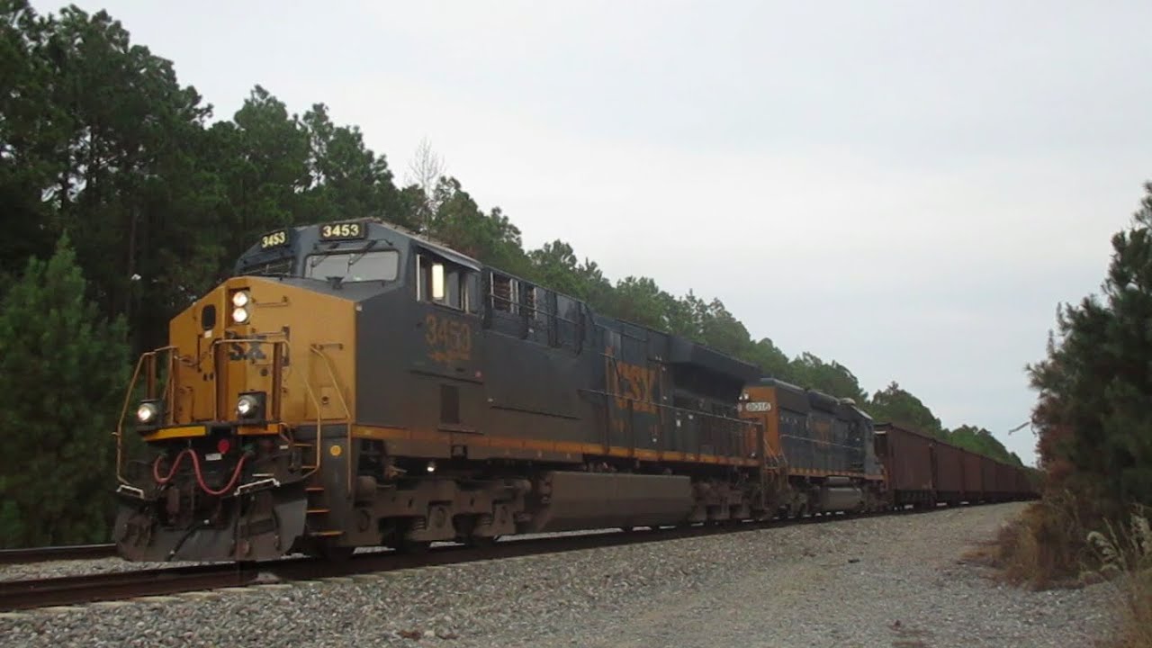 CSXT E040 meets N041 and Q125 - YouTube