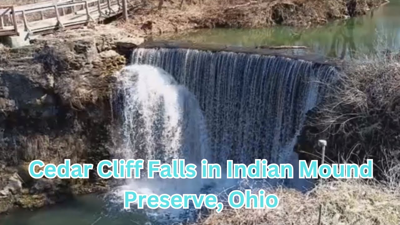 Cedar Cliff Falls, Ohio Waterfall in the Indian Mound Preserve near ...