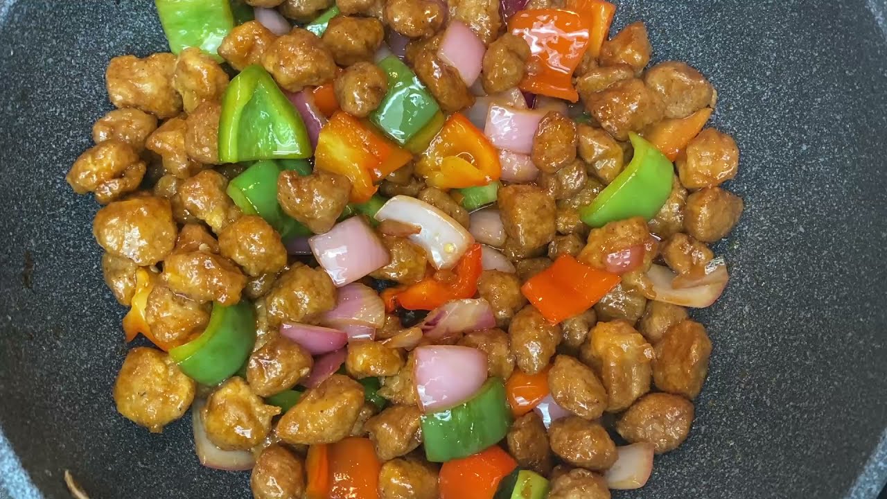 STIR FRIED VEGETARIAN SOYA NUGGETS (high protein) TVP - YouTube