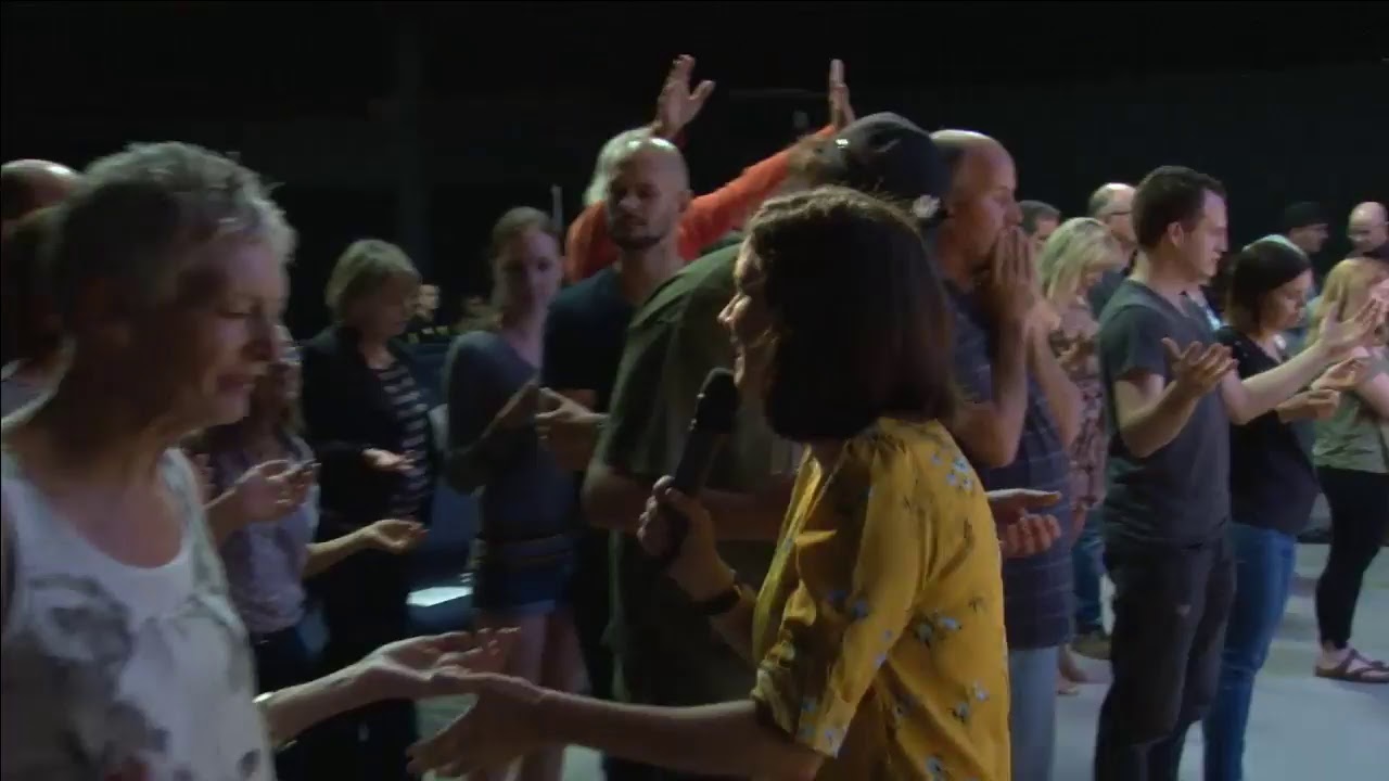 Sarah Cheesman at Glory City Church - 17th November 2017 - YouTube