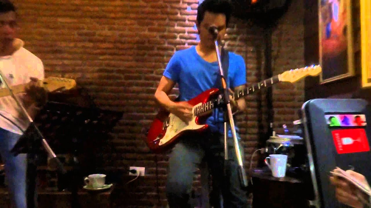 Monkey Trio - YouTube