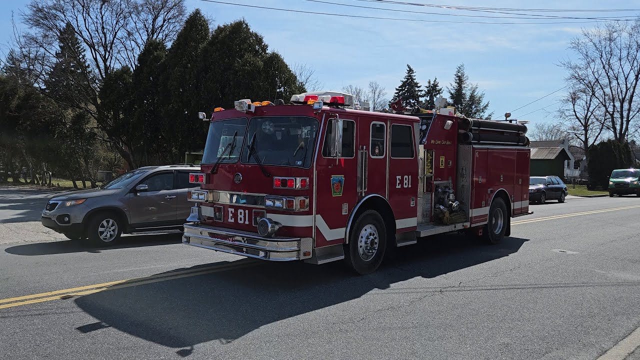 Rare Berks Emergency Strike Team Engine 81 Responding to a Working ...