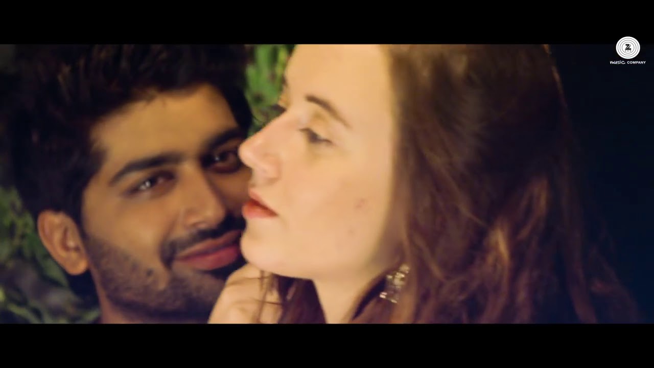 Dhime Dhime Mara Sapnama Passport Malhar Thakar & Anna Ador Parth Doshi ...