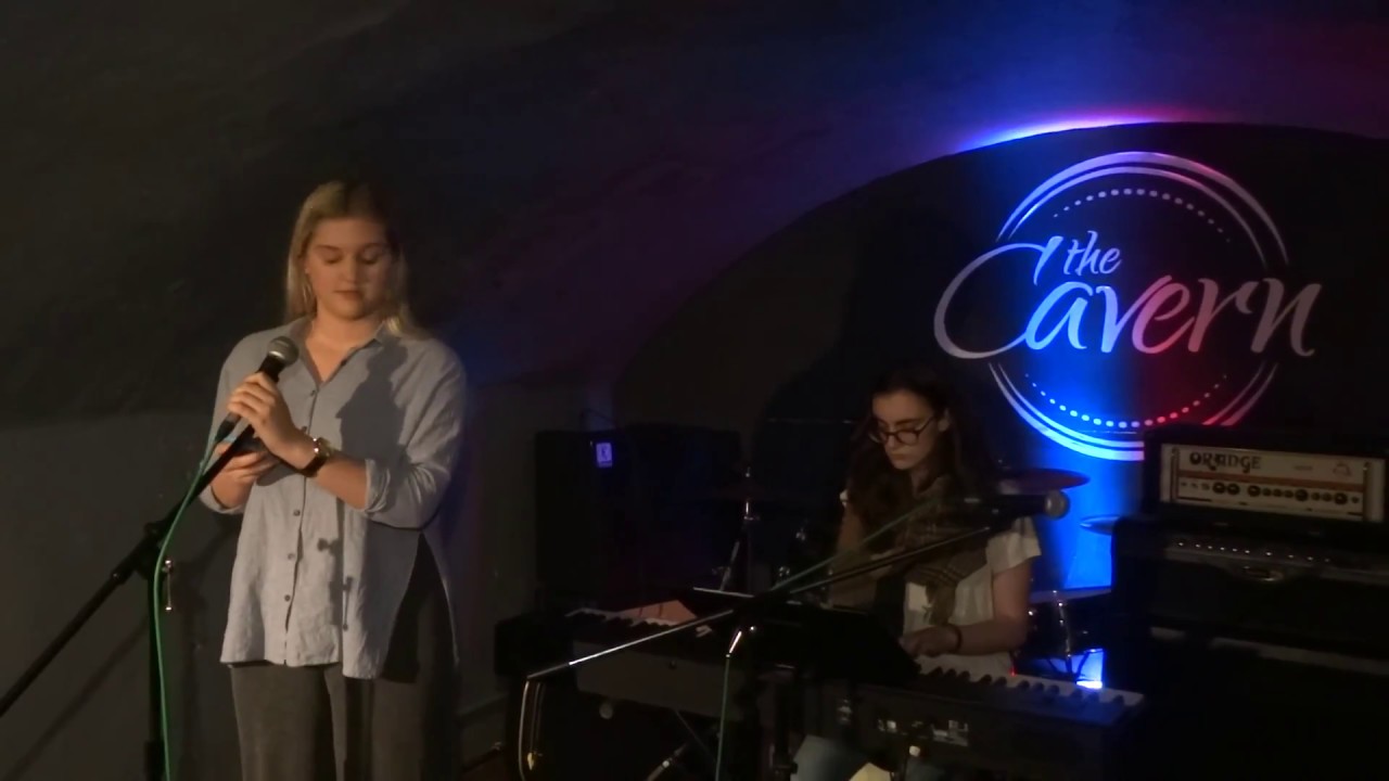 Ola Poroslo & Pippa Hendry "Girls Just Want to Have Fun" live @ The Cavern Gloucester UK - YouTube