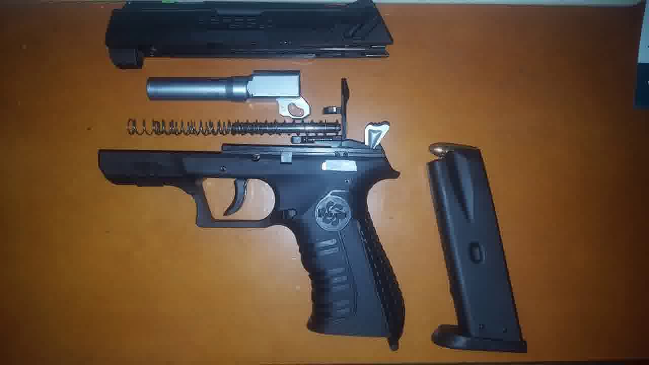 PISTOLA CÓRDOVA INDUMIL COMPACTA DESRME DE CAMPAÑA - YouTube