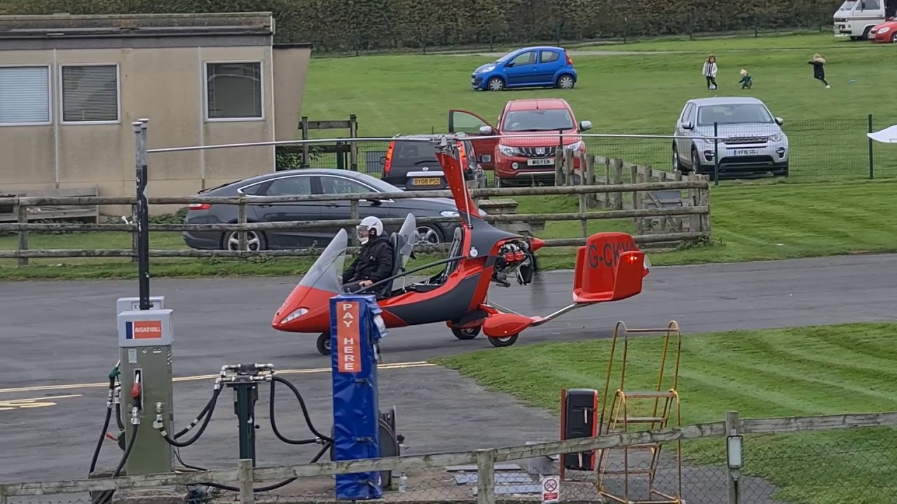 MTO SPORT 2017 FIRST SOLO's - YouTube