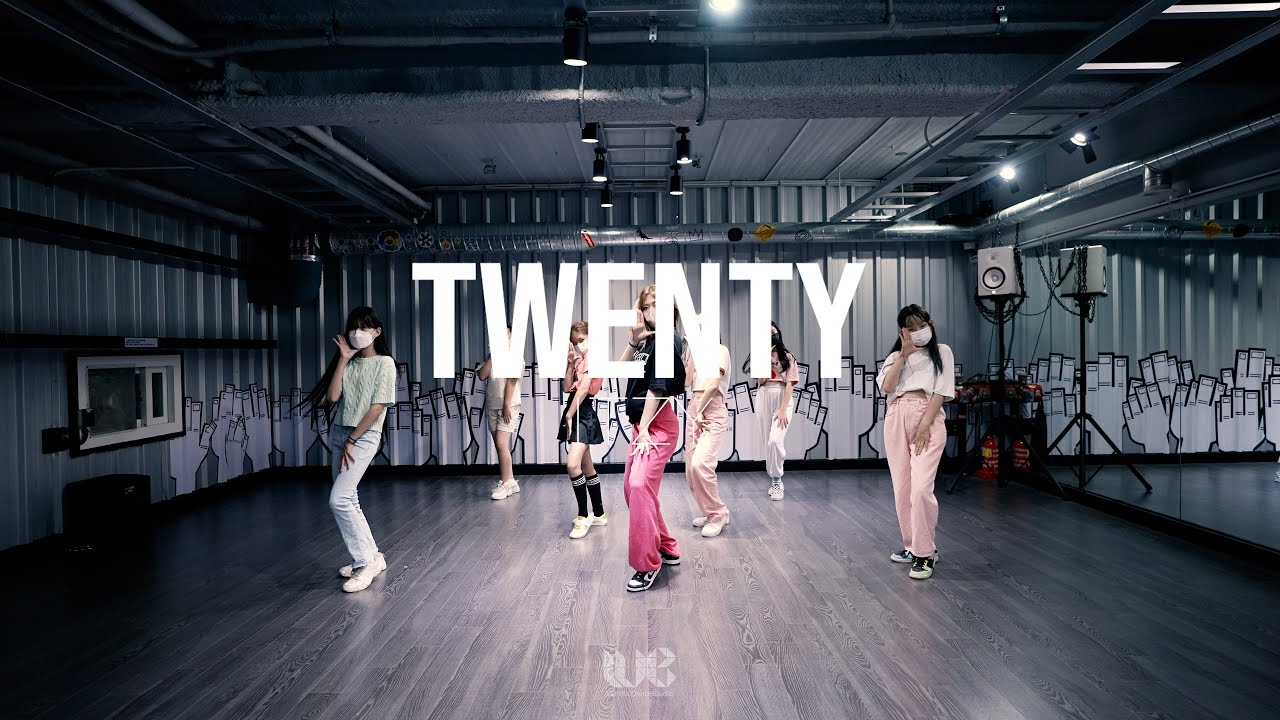 Itzy - TwentyㅣYezi Kids Kpop ClassㅣWithbill Dance Studio - YouTube
