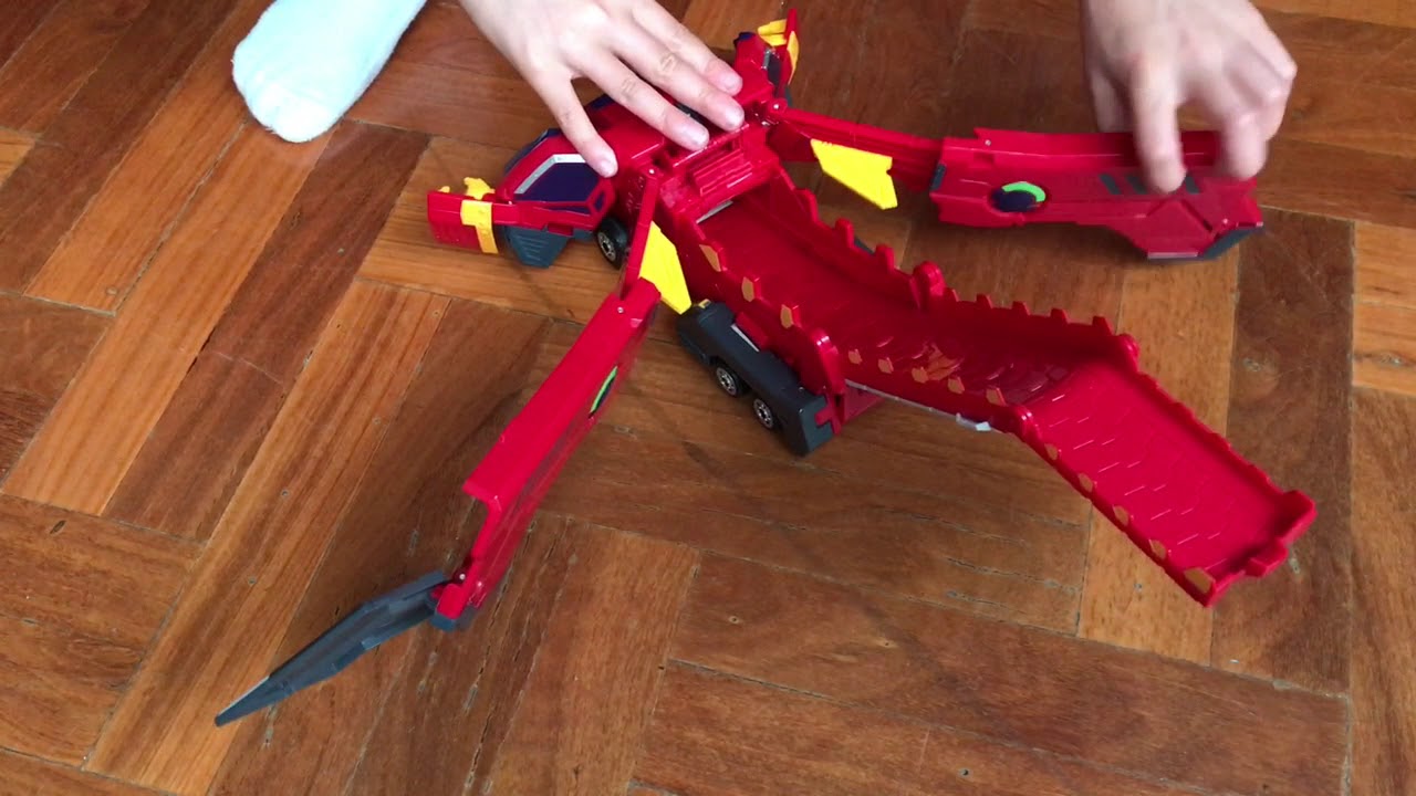 Turning Mecard Mechanimals Mega Dragon - YouTube
