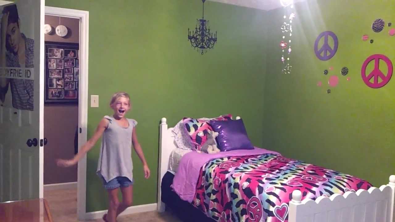 Alex's new room surprise. - YouTube
