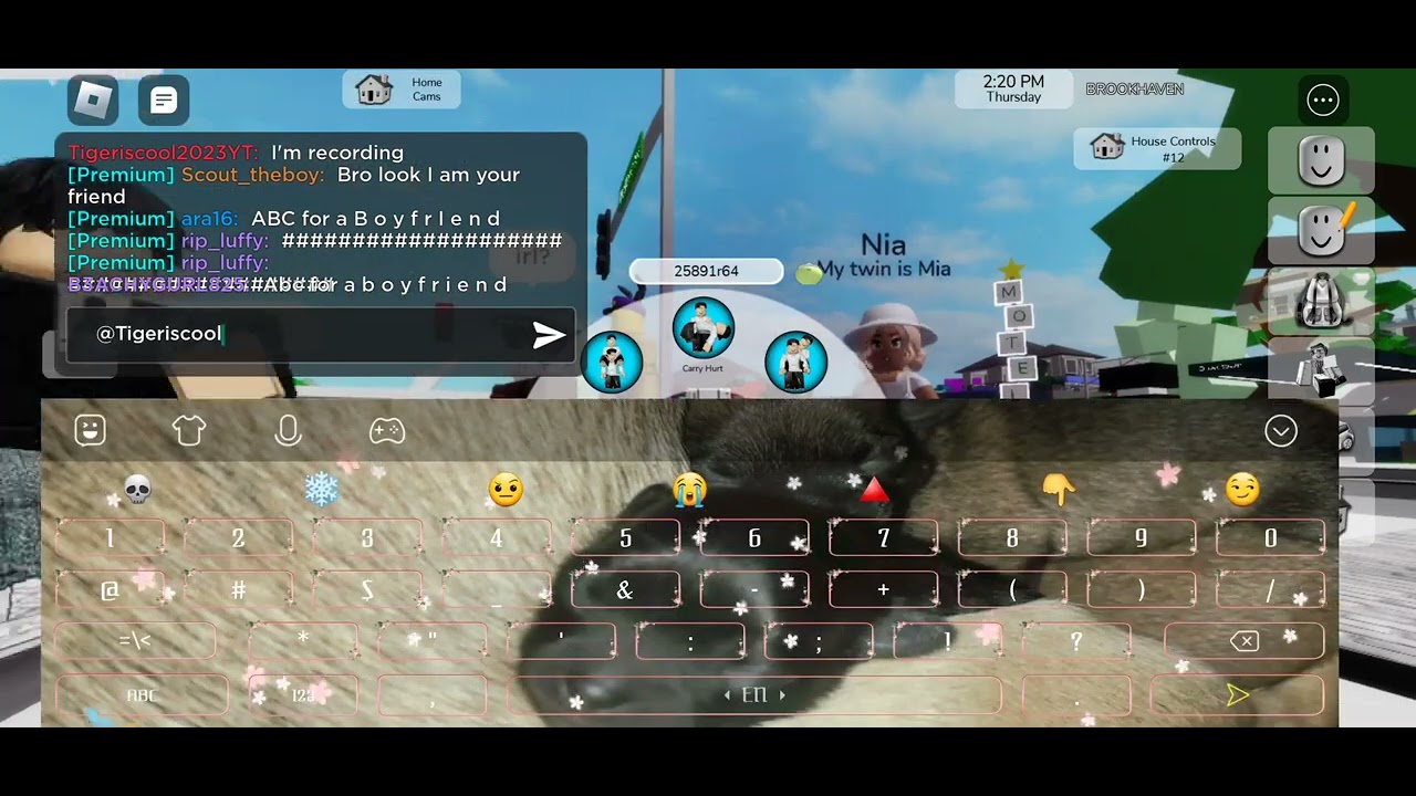 finding Pablo in the world #roblox - YouTube