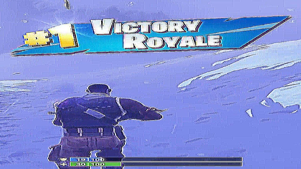KSI Gets His First Fortnite Win !!! - YouTube