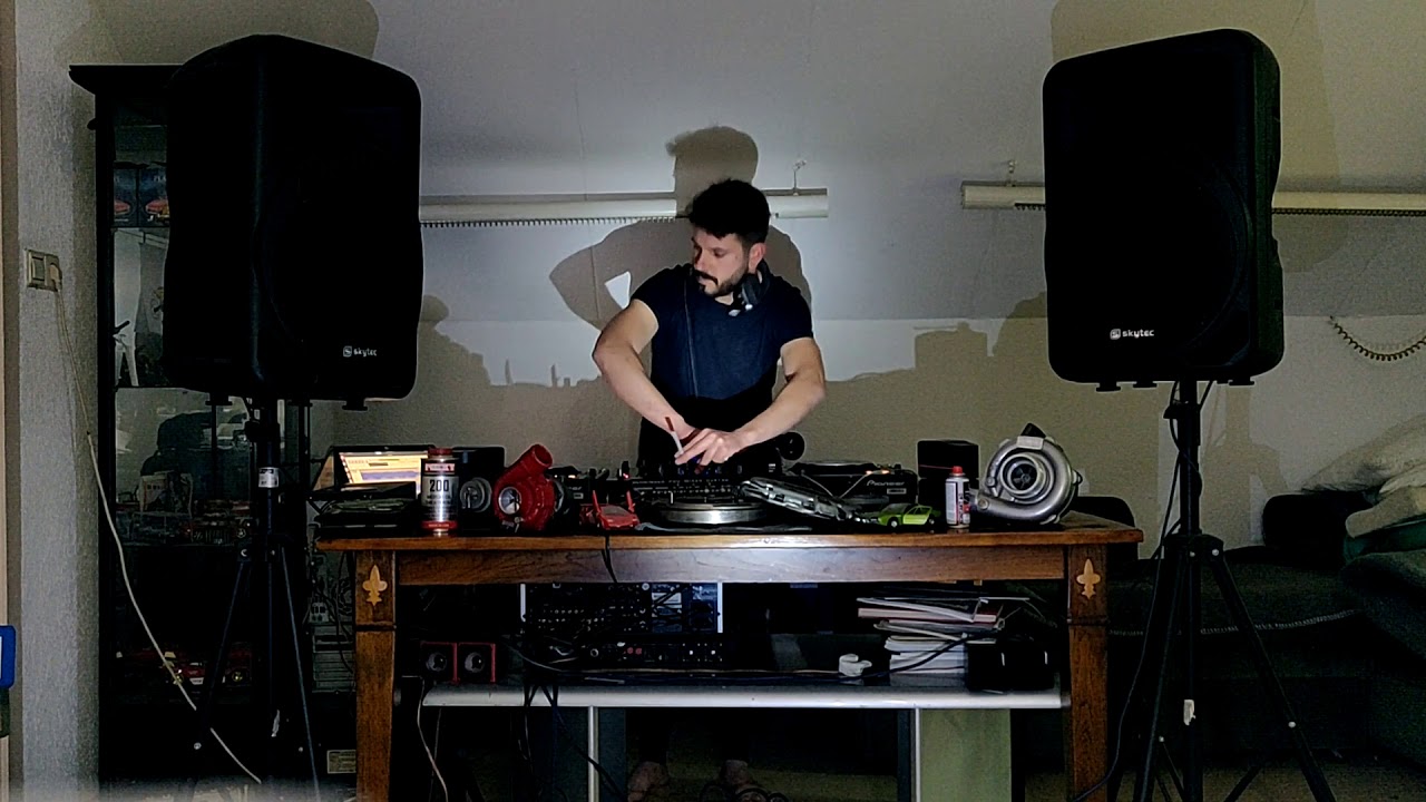 Techno mix/Techno set by Auddictive 2020 E7 - YouTube