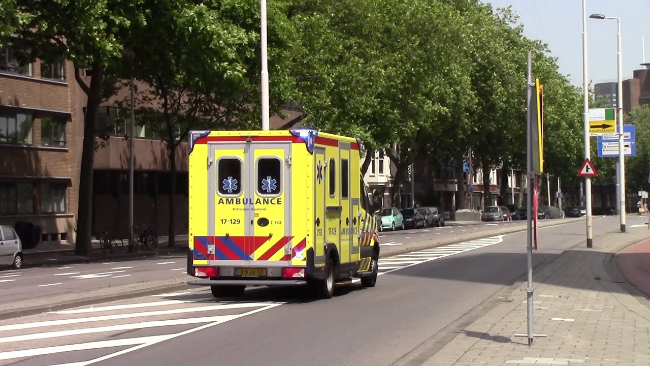 A1 Ambulance 17-129 EMC Ziekenhuis Rotterdam - YouTube