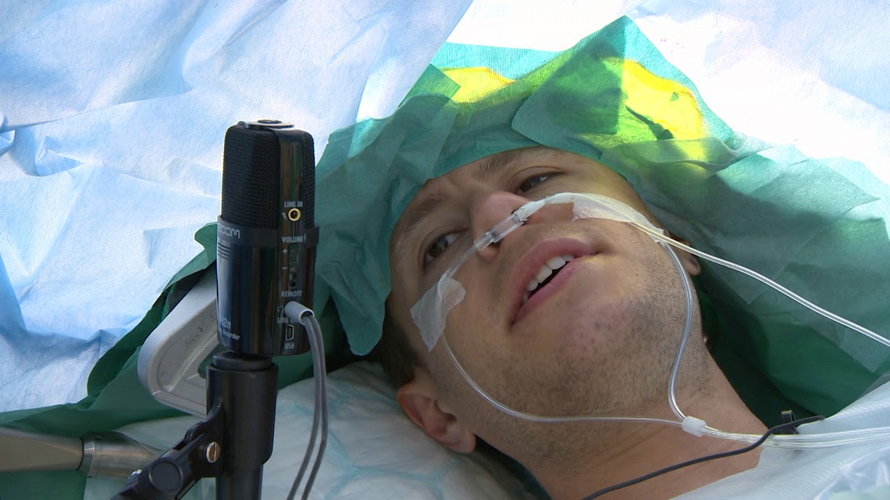 Awake brain surgery - YouTube