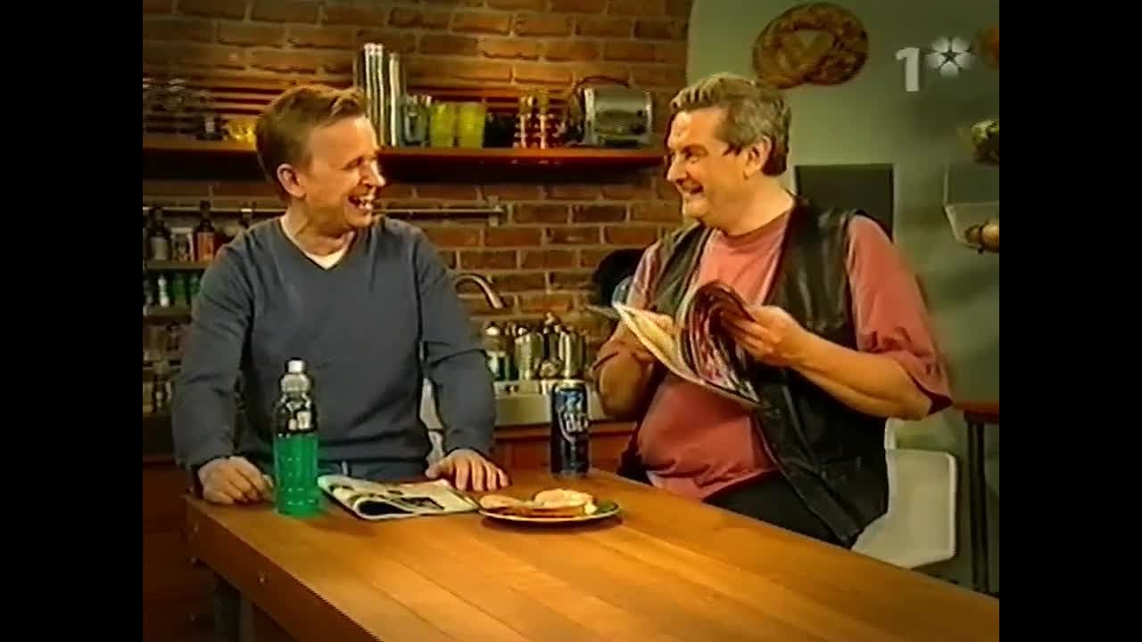 Svt - Programtrailers - 73 - Och Michaela Jolin (2003) - YouTube