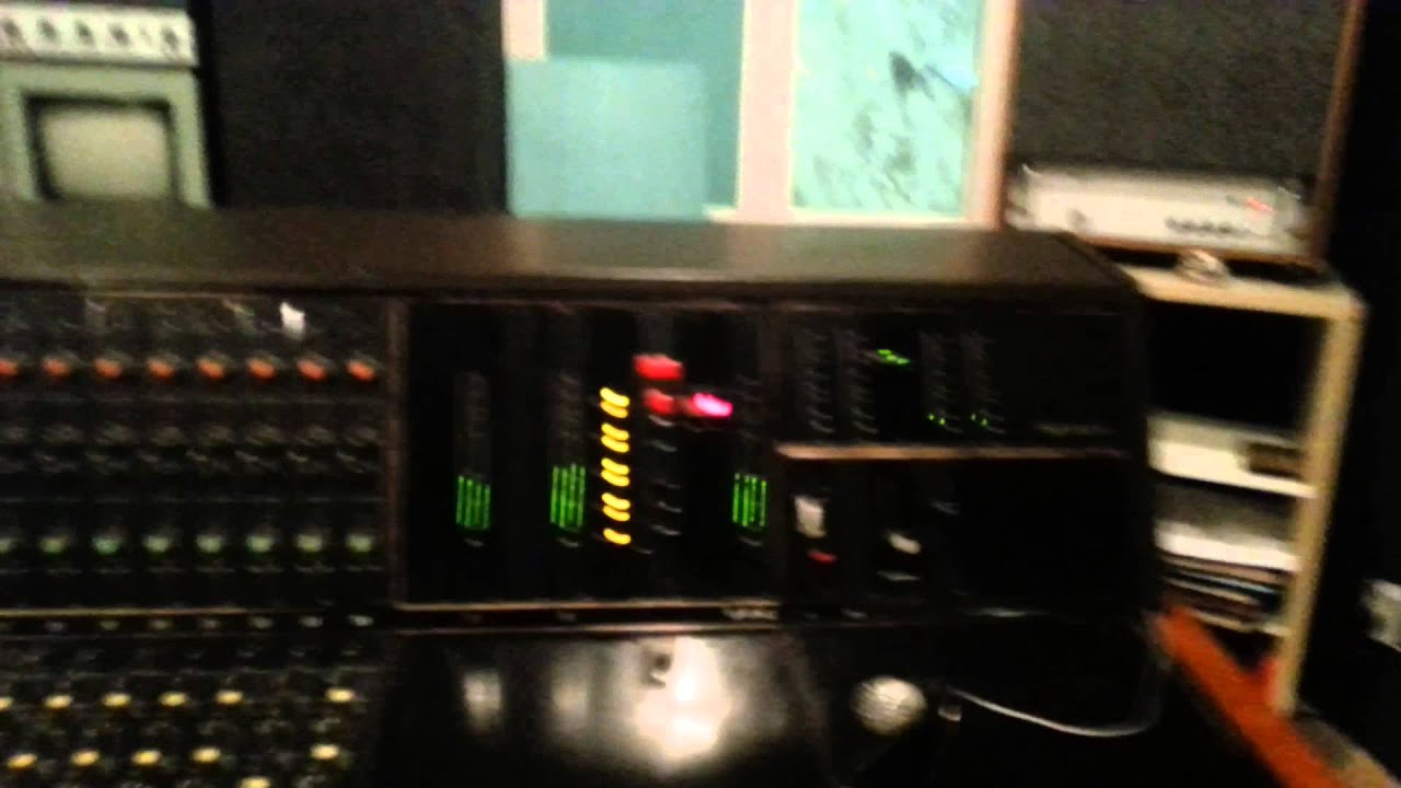 Doepfer Vocoder Test, Kraftwerk style! :) - YouTube