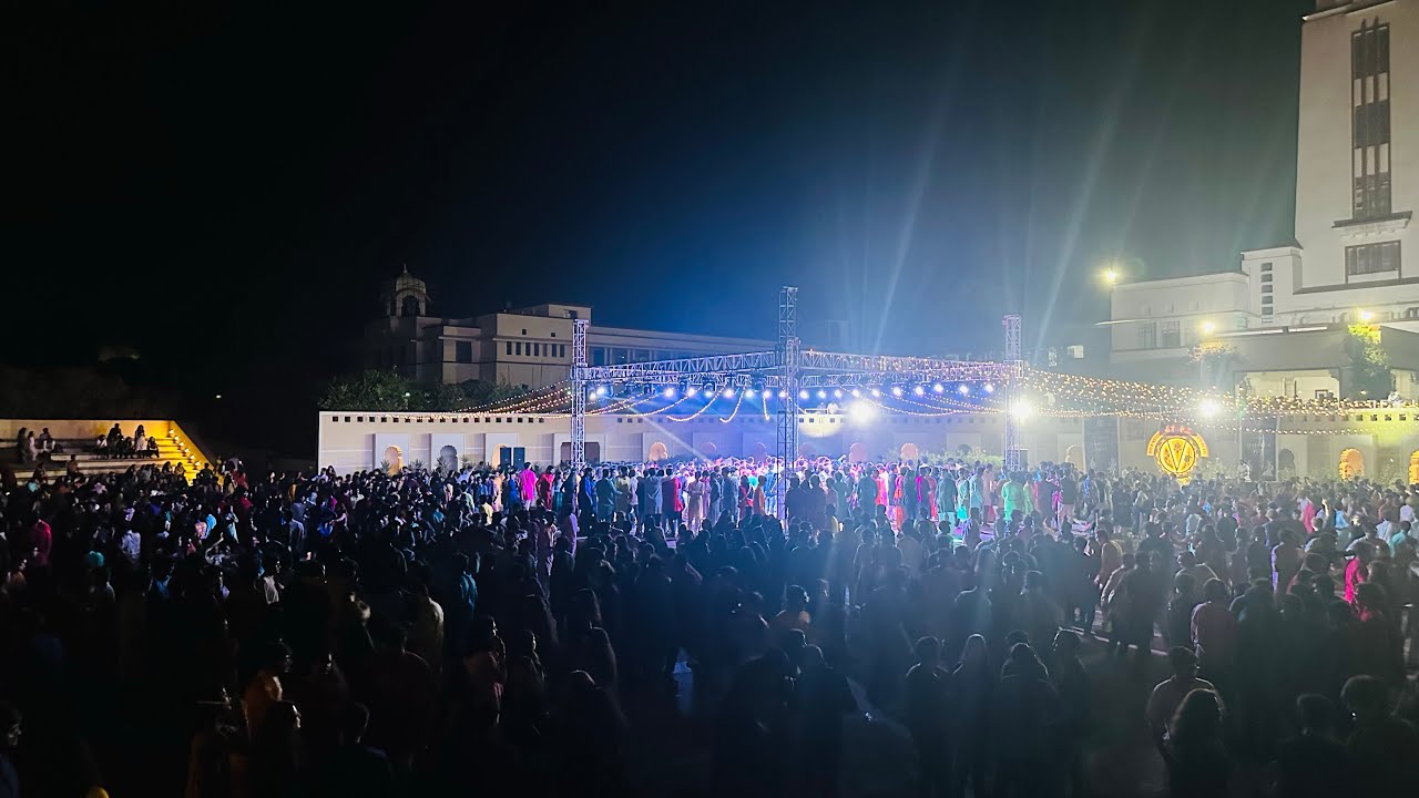 BITS COLLAGE | RAJASTHAN ( GARBA FEST ) - YouTube