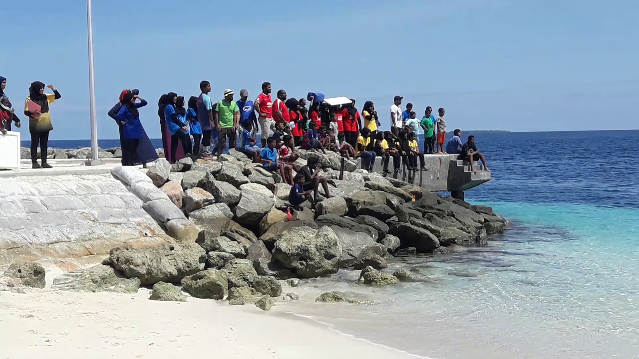 Kendhoo school athletics - YouTube