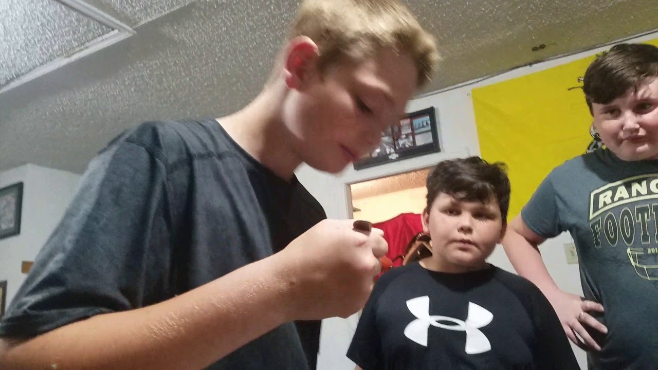 The spoonful challenge - YouTube