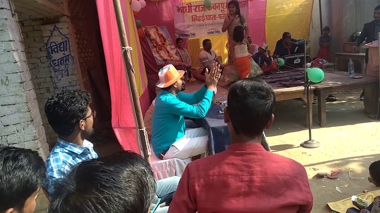 Maia yashoda ye tera kanhaiya by anshika devi - YouTube