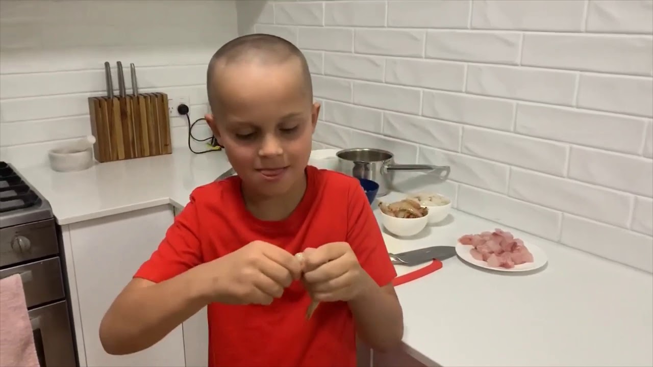 Cooking with Alex Seafood Paella - YouTube