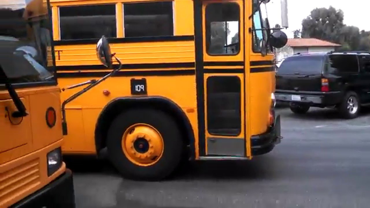 Crown coach series 2 bus 68 + the Twinkie AKA Crown super coach! - YouTube