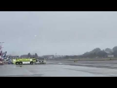 Boin 777 flying