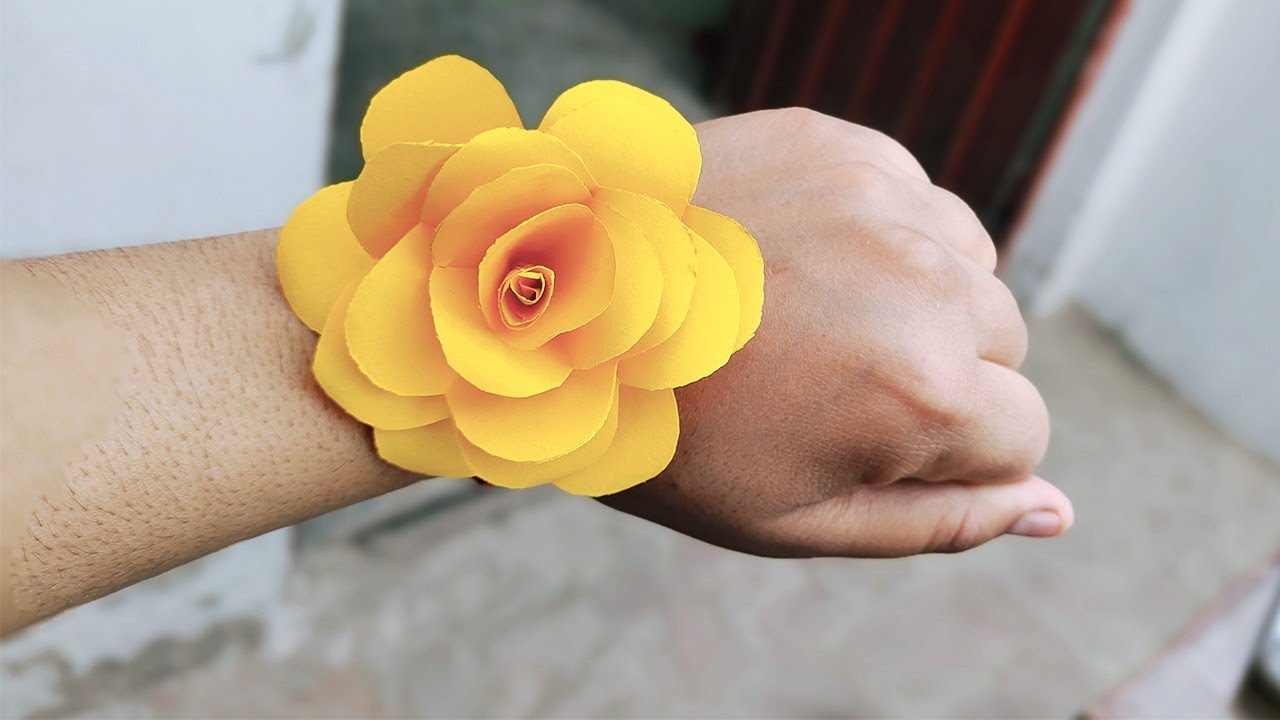How to make origami paper flower bracelet | Paper flower bracelet ...