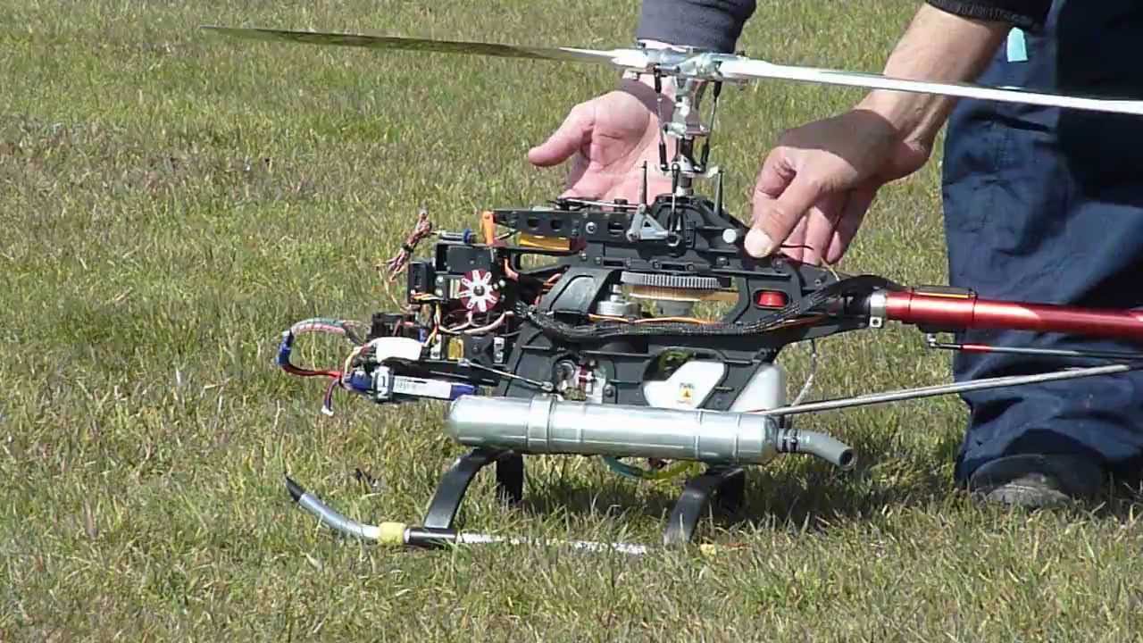 Jumpy Flybarless Raptor 50 - YouTube