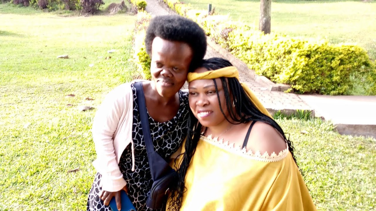 Navutse meze nk' igikeri , iyo umugabo ankozeho numva ubushagarira😛😛😛 ...