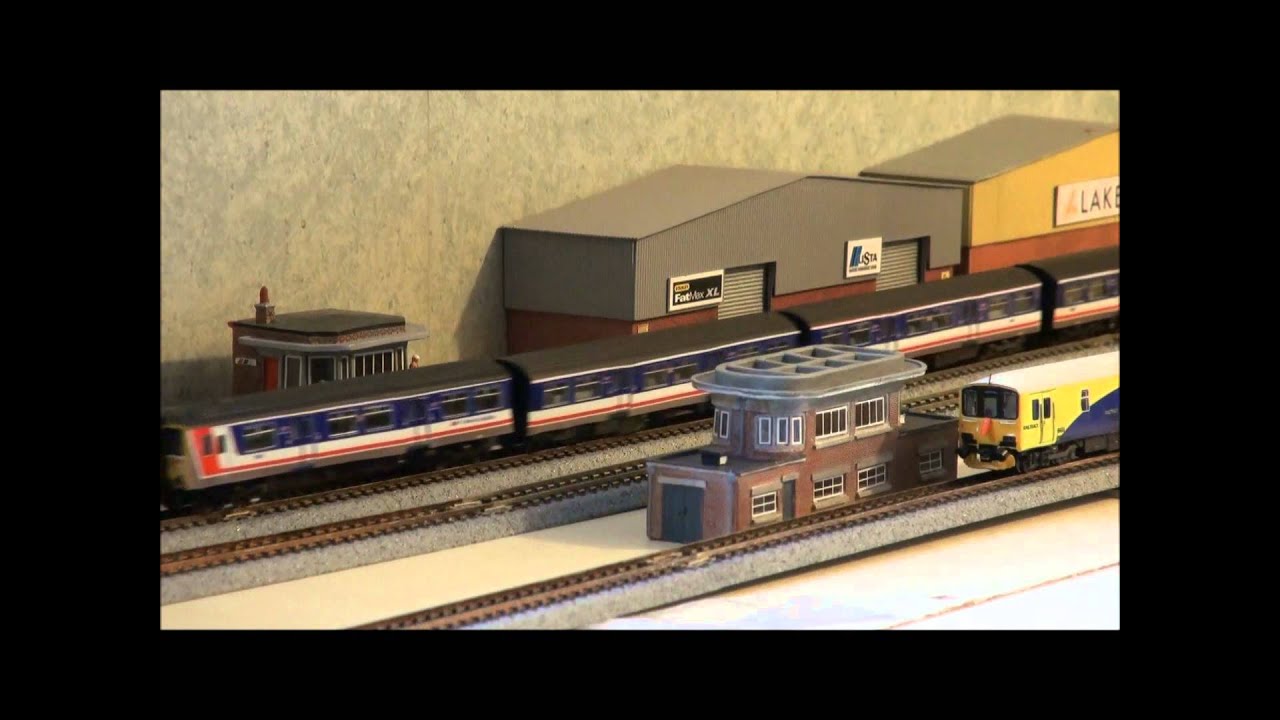 N Gauge - Class 455/8 Network SouthEast Livery NSE - YouTube