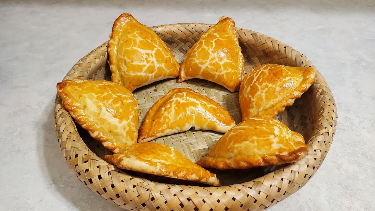 como hacer estos deliciosos pastes rellenos de atún - YouTube