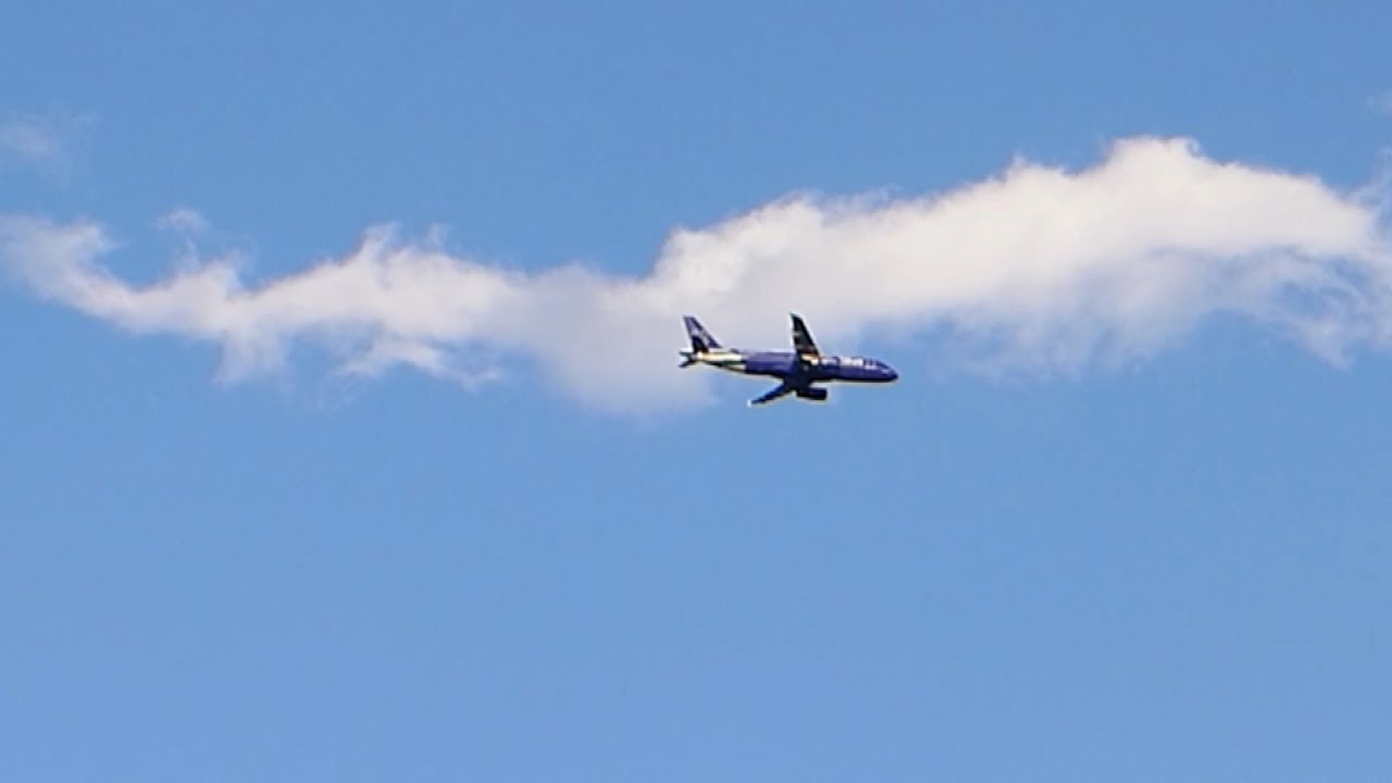 New York, New York - JetBlue Flyover (2020) - YouTube